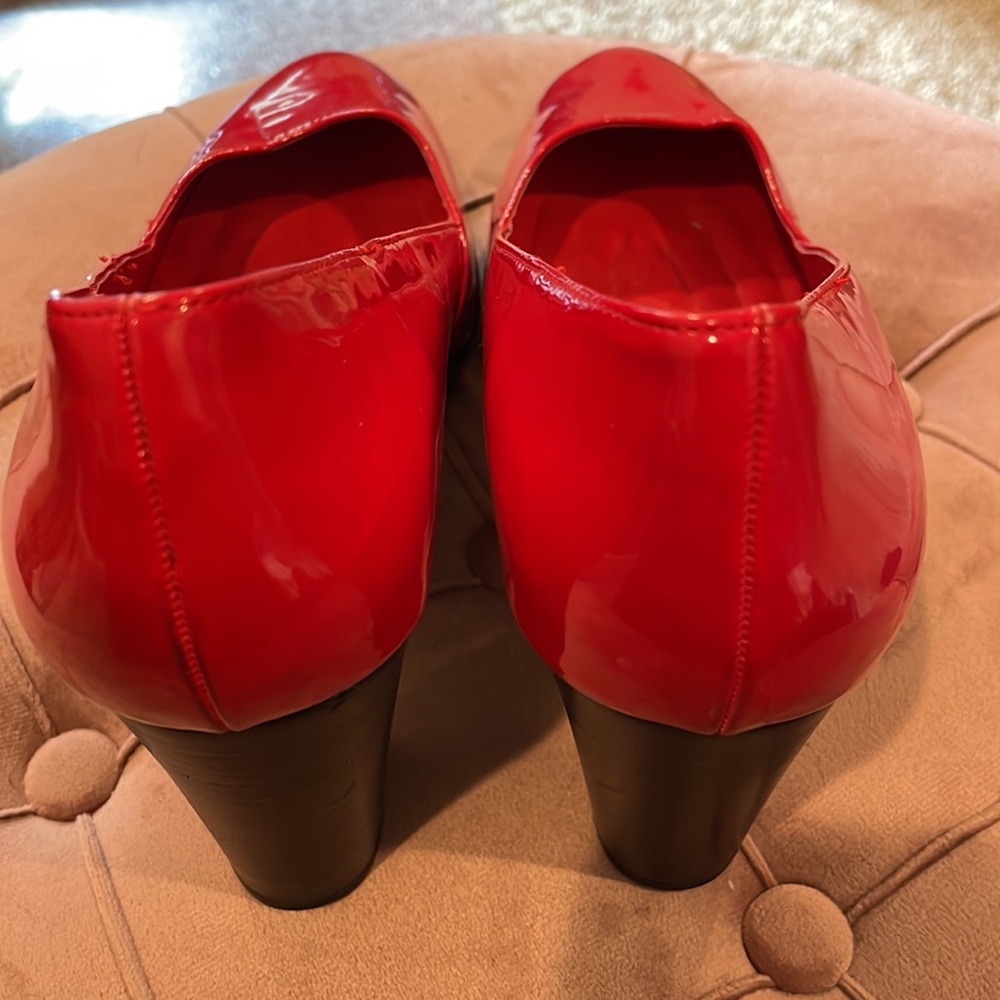 Bella Vita Red Platform Pumps - Gem